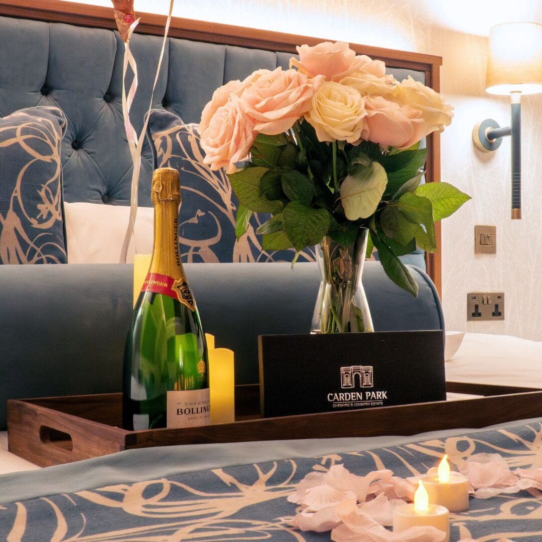 Rachel Ducker Sculptures: Wire, Emotion and Movement | Carden Park